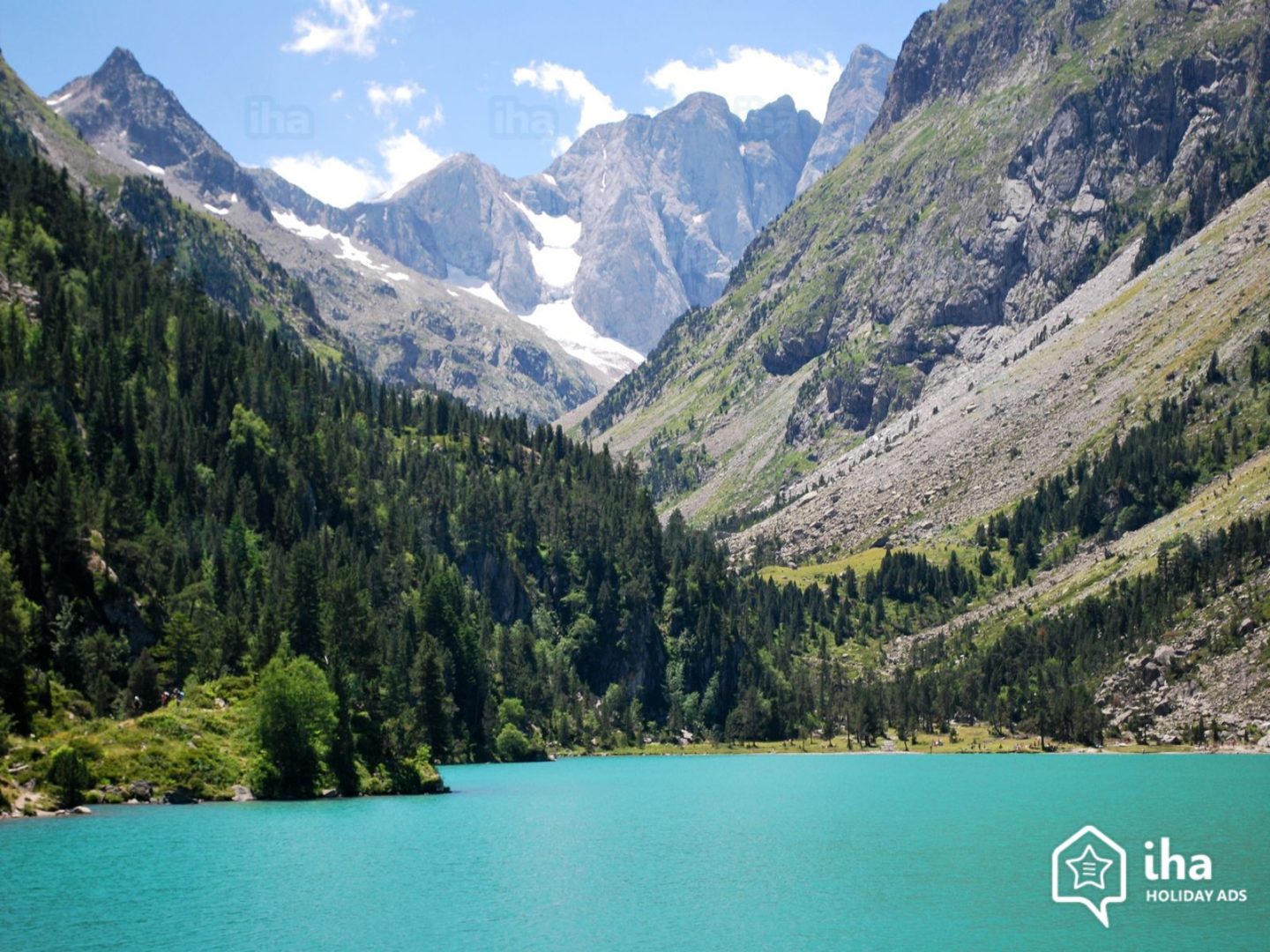 Altos-pirineus-Lago-de-gaube-na-cidade-de-cauterets - Camping*** les 4 ...